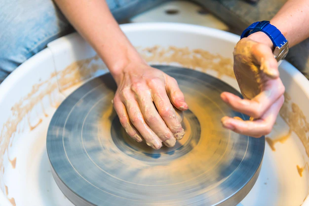 THROWING COURSES | Nottingham Ceramic School